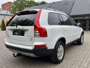 White Volvo XC90 2011 in Kedainiai, with an engine capacity of 2.40 L and mileage of 260 thousand km for 9950 €, photo 21 on AUTOMOTO.COM.LV