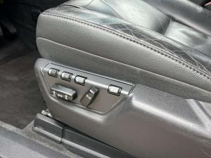 White Volvo XC90 2011 in Kedainiai, with an engine capacity of 2.40 L and mileage of 260 thousand km for 9950 €, photo 23 on AUTOMOTO.COM.LV