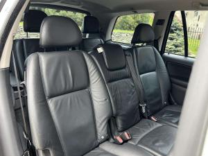 White Volvo XC90 2011 in Kedainiai, with an engine capacity of 2.40 L and mileage of 260 thousand km for 9950 €, photo 28 on AUTOMOTO.COM.LV