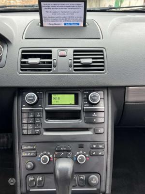White Volvo XC90 2011 in Kedainiai, with an engine capacity of 2.40 L and mileage of 260 thousand km for 9950 €, photo 36 on AUTOMOTO.COM.LV