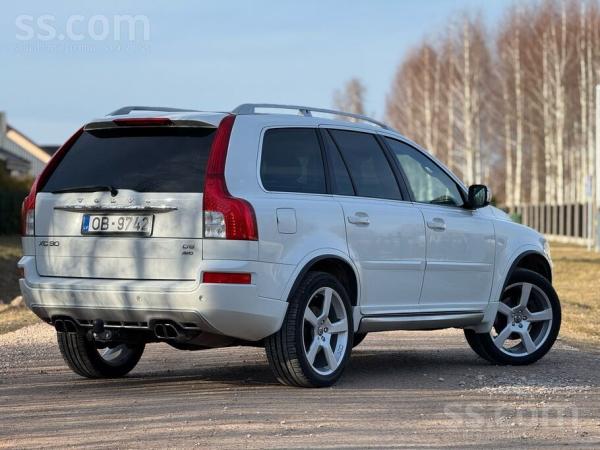 Balts Volvo XC90 2012 Aizkraukle, ar dzinēja tilpumu 2.40 L un nobraukumu 0 tūkst. km par 12250 €, foto 4 vietnē AUTOMOTO.COM.LV