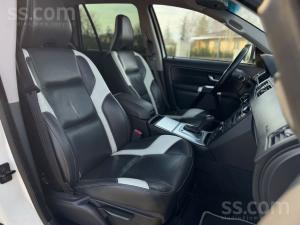 Balts Volvo XC90 2012 Aizkraukle, ar dzinēja tilpumu 2.40 L un nobraukumu 0 tūkst. km par 12250 €, foto 11 vietnē AUTOMOTO.COM.LV