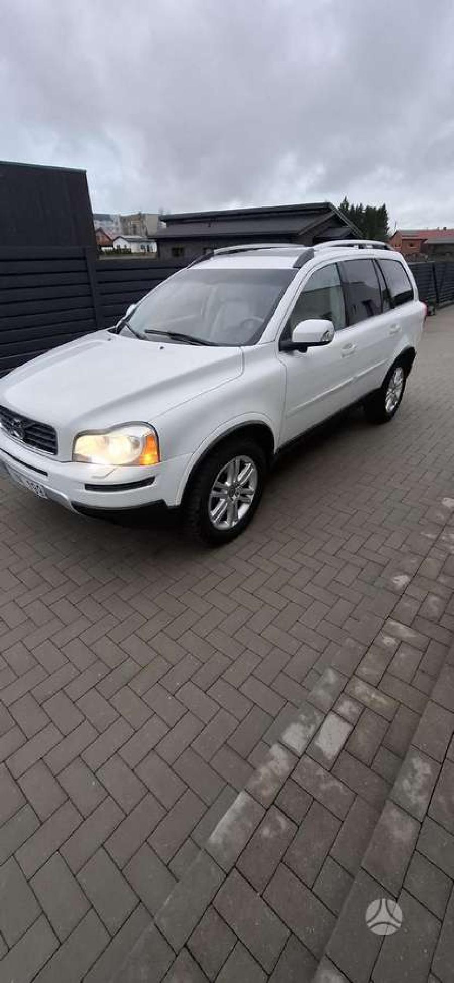 White Volvo XC90 2012 in Telschi, with an engine capacity of 3.20 L and mileage of 230 thousand km for 6300 €, photo 1 on AUTOMOTO.COM.LV
