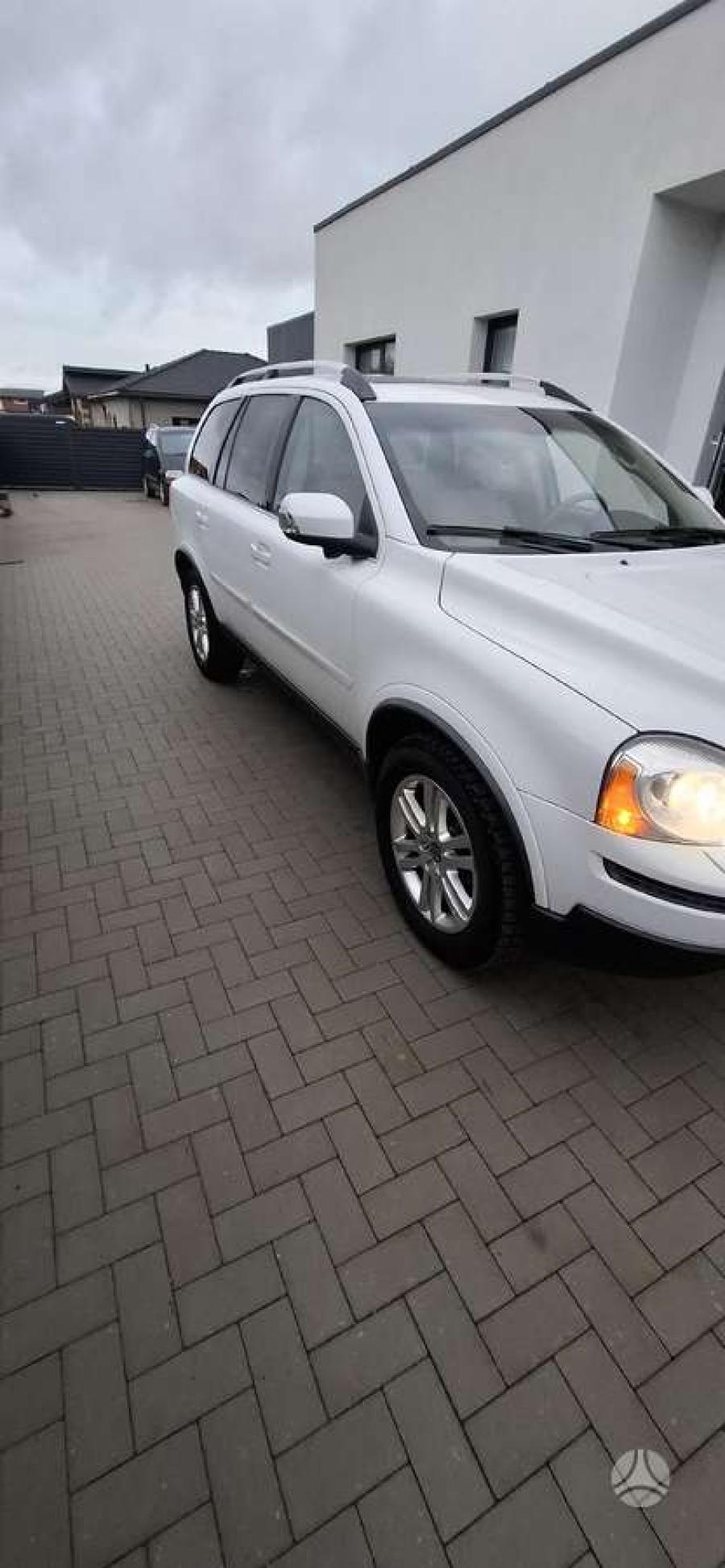 White Volvo XC90 2012 in Telschi, with an engine capacity of 3.20 L and mileage of 230 thousand km for 6300 €, photo 2 on AUTOMOTO.COM.LV