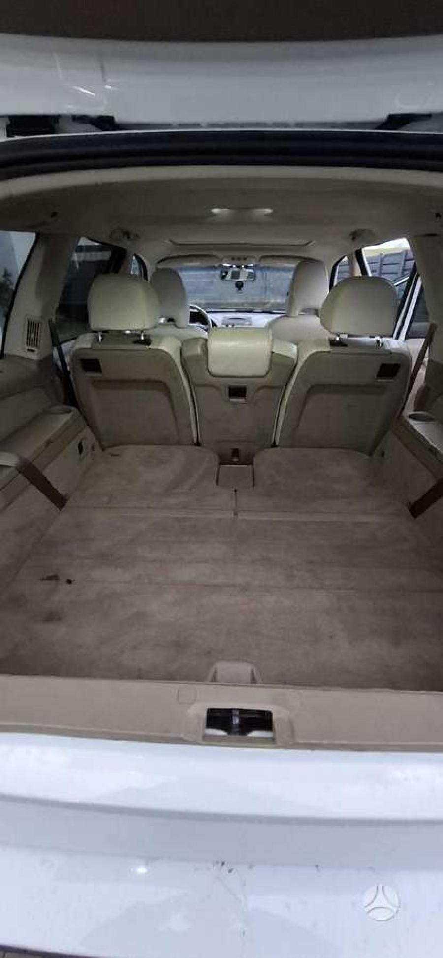 White Volvo XC90 2012 in Telschi, with an engine capacity of 3.20 L and mileage of 230 thousand km for 6300 €, photo 5 on AUTOMOTO.COM.LV