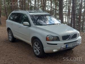 White Volvo XC90 2012 in Daugavpils, with an engine capacity of 2.40 L and mileage of 278 thousand km for 9850 €, photo 2 on AUTOMOTO.COM.LV