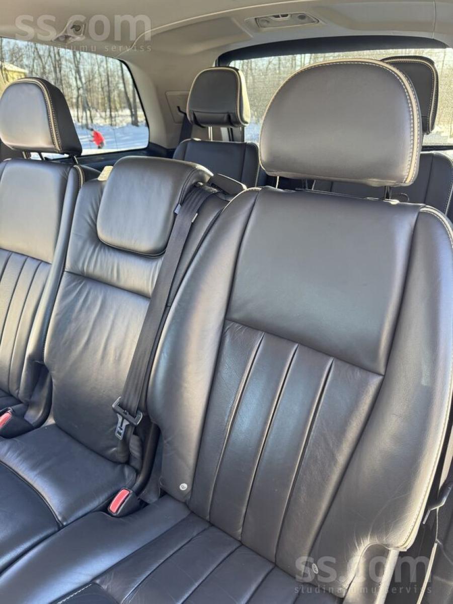 White Volvo XC90 2012 in Riga, with an engine capacity of 2.40 L and mileage of 252 thousand km for 12800 €, photo 24 on AUTOMOTO.COM.LV