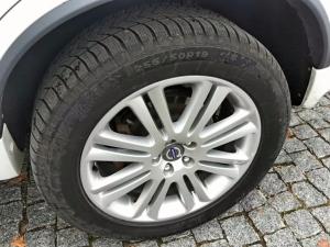 White Volvo XC90 2012 in Riga, with an engine capacity of 2.40 L and mileage of 371 thousand km for 7990 €, photo 19 on AUTOMOTO.COM.LV