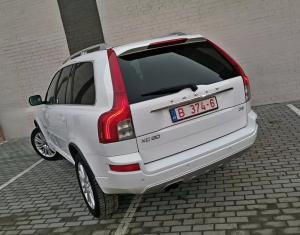 White Volvo XC90 2012 in Riga, with an engine capacity of 2.40 L and mileage of 372 thousand km for 8490 €, photo 3 on AUTOMOTO.COM.LV