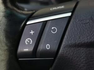 White Volvo XC90 2012 in Riga, with an engine capacity of 2.40 L and mileage of 372 thousand km for 8490 €, photo 21 on AUTOMOTO.COM.LV