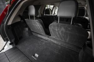 White Volvo XC90 2012 in Riga, with an engine capacity of 2.40 L and mileage of 340 thousand km for 12600 €, photo 24 on AUTOMOTO.COM.LV