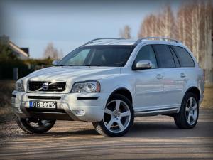 White Volvo XC90 2012 in Riga, with an engine capacity of 2.40 L and mileage of 340 thousand km for 12600 €, photo 29 on AUTOMOTO.COM.LV