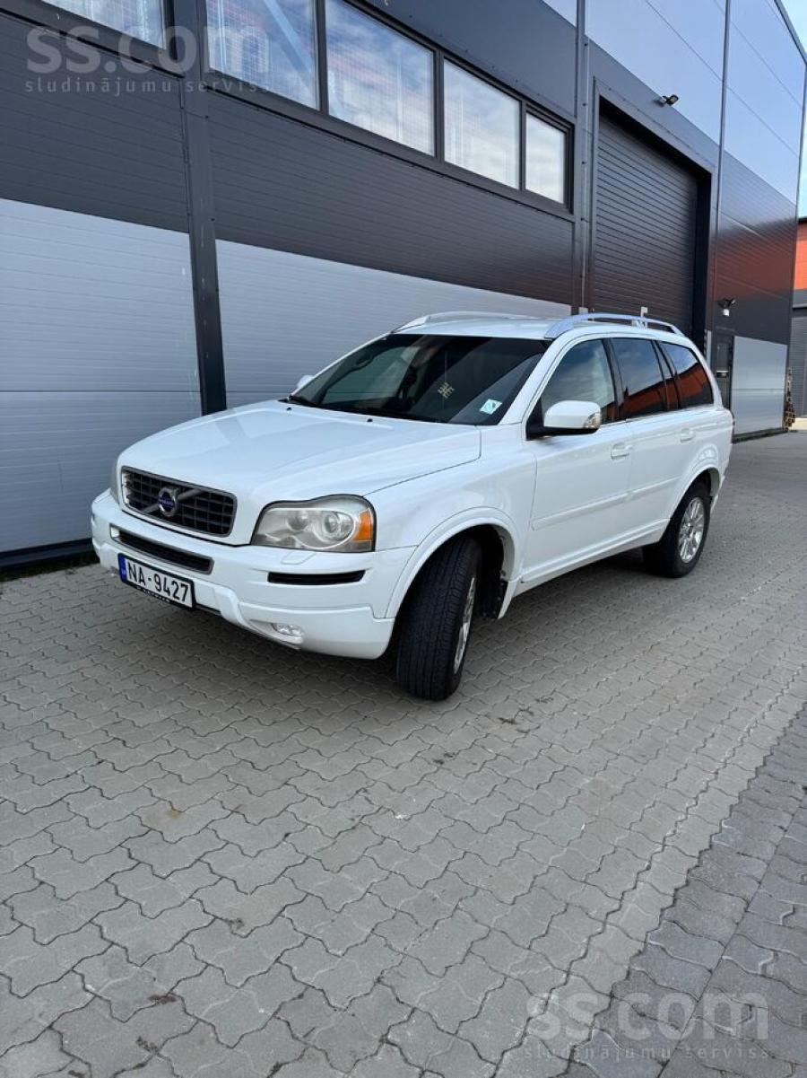 Balts Volvo XC90 2013 Liepāja, ar dzinēja tilpumu 2.40 L un nobraukumu 406 tūkst. km par 43600 €, foto 6 vietnē AUTOMOTO.COM.LV
