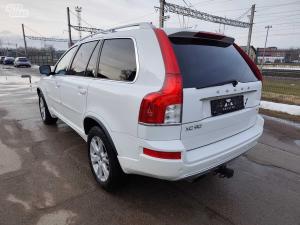 White Volvo XC90 2013 in Siauliai, with an engine capacity of 3.20 L and mileage of 301 thousand km for 8100 €, photo 7 on AUTOMOTO.COM.LV