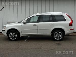 Balts Volvo XC90 2013 Rīga, ar dzinēja tilpumu 2.40 L un nobraukumu 292 tūkst. km par 9600 €, foto 3 vietnē AUTOMOTO.COM.LV