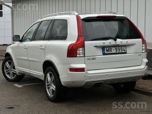 Balts Volvo XC90 2013 Rīga, ar dzinēja tilpumu 2.40 L un nobraukumu 292 tūkst. km par 9600 €, foto 7 vietnē AUTOMOTO.COM.LV