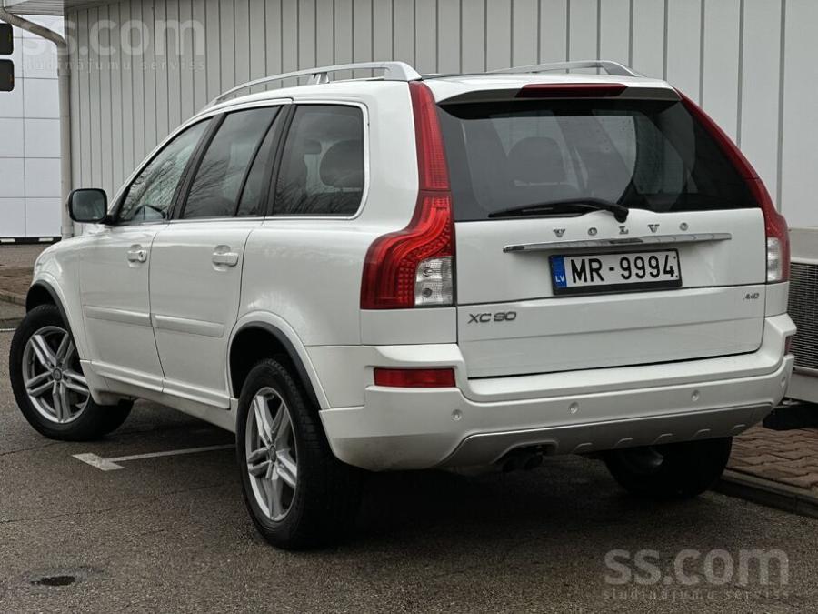 Balts Volvo XC90 2013 Rīga, ar dzinēja tilpumu 2.40 L un nobraukumu 292 tūkst. km par 9600 €, foto 7 vietnē AUTOMOTO.COM.LV