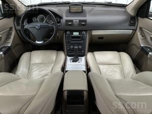 Balts Volvo XC90 2013 Rīga, ar dzinēja tilpumu 2.40 L un nobraukumu 292 tūkst. km par 9600 €, foto 17 vietnē AUTOMOTO.COM.LV