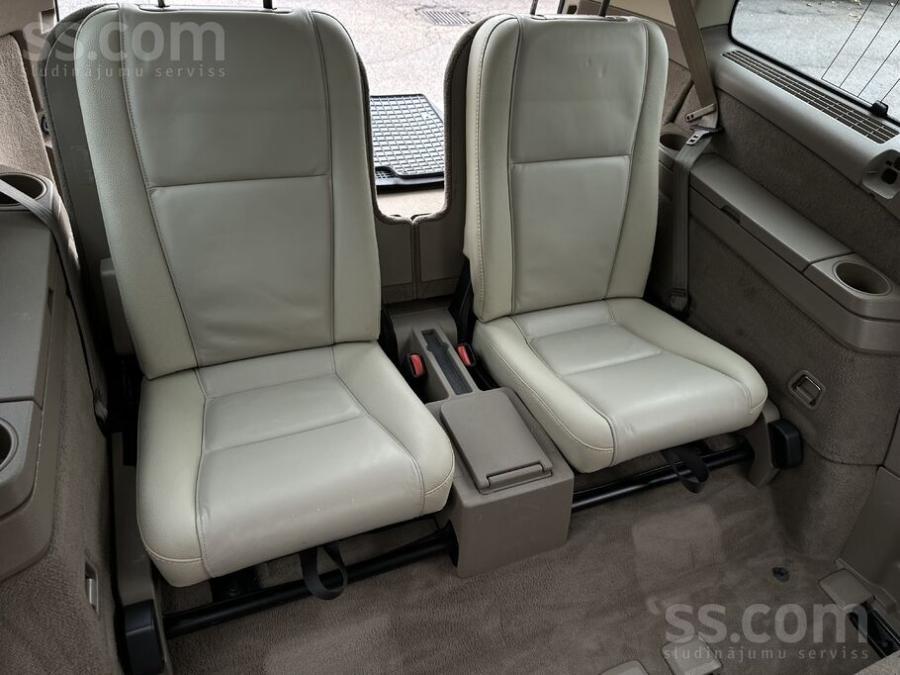 Balts Volvo XC90 2013 Rīga, ar dzinēja tilpumu 2.40 L un nobraukumu 292 tūkst. km par 9600 €, foto 21 vietnē AUTOMOTO.COM.LV