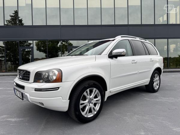 Balts Volvo XC90 2013 Klaipėda, ar dzinēja tilpumu 3.20 L un nobraukumu 305 tūkst. km par 7800 €, foto 1 vietnē AUTOMOTO.COM.LV