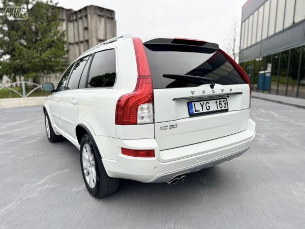 Balts Volvo XC90 2013 Klaipėda, ar dzinēja tilpumu 3.20 L un nobraukumu 305 tūkst. km par 7800 €, foto 4 vietnē AUTOMOTO.COM.LV