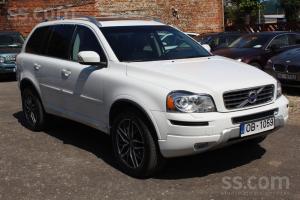 White Volvo XC90 2013 in Liepaja, with an engine capacity of 2.40 L and mileage of 249 thousand km for 12700 €, photo  on AUTOMOTO.COM.LV