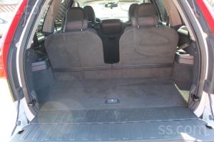 White Volvo XC90 2013 in Liepaja, with an engine capacity of 2.40 L and mileage of 249 thousand km for 12700 €, photo 6 on AUTOMOTO.COM.LV