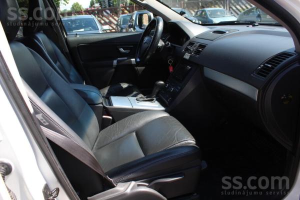 Balts Volvo XC90 2013 Liepāja, ar dzinēja tilpumu 2.40 L un nobraukumu 249 tūkst. km par 12700 €, foto 9 vietnē AUTOMOTO.COM.LV