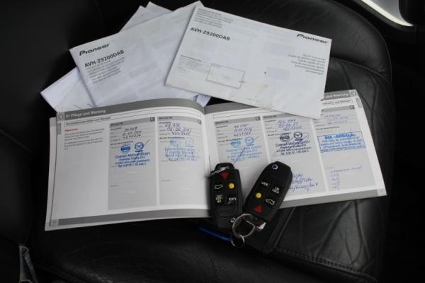 Balts Volvo XC90 2013 Rīga, ar dzinēja tilpumu 2.40 L un nobraukumu 248 tūkst. km par 13800 €, foto 2 vietnē AUTOMOTO.COM.LV