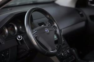 Белый Вольво ХС90 2013 в Елгава, объемом двигателя 2.40 л и пробегом 295 тыс. км за 11100 €, фото 14 на AUTOMOTO.COM.LV