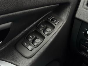 Balts Volvo XC90 2013 Rīga, ar dzinēja tilpumu 2.40 L un nobraukumu 295 tūkst. km par 11600 €, foto 13 vietnē AUTOMOTO.COM.LV