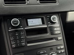 Balts Volvo XC90 2013 Rīga, ar dzinēja tilpumu 2.40 L un nobraukumu 295 tūkst. km par 11600 €, foto 23 vietnē AUTOMOTO.COM.LV