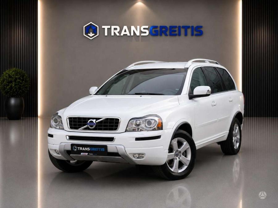 White Volvo XC90 2013 in Vilnius, with an engine capacity of 2.40 L and mileage of 252 thousand km for 11950 €, photo 1 on AUTOMOTO.COM.LV