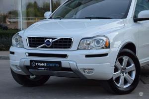White Volvo XC90 2013 in Vilnius, with an engine capacity of 2.40 L and mileage of 252 thousand km for 11950 €, photo 6 on AUTOMOTO.COM.LV