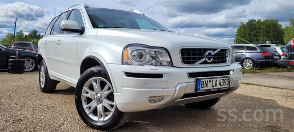 Balts Volvo XC90 2014 Rīga, ar dzinēja tilpumu 2.40 L un nobraukumu 0 tūkst. km par 5990 €, foto 1 vietnē AUTOMOTO.COM.LV