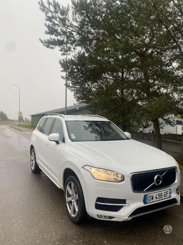 White Volvo XC90 2015 in Taurage, with an engine capacity of 1.97 L and mileage of 236 thousand km for 16199 €, photo 1 on AUTOMOTO.COM.LV