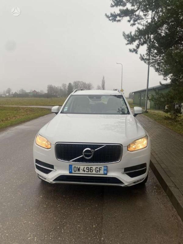 White Volvo XC90 2015 in Taurage, with an engine capacity of 1.97 L and mileage of 236 thousand km for 16199 €, photo 2 on AUTOMOTO.COM.LV