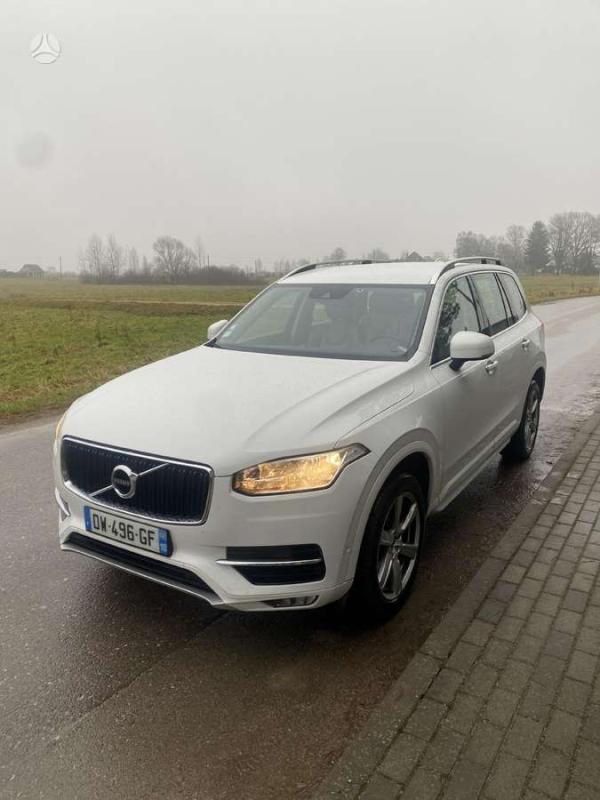White Volvo XC90 2015 in Taurage, with an engine capacity of 1.97 L and mileage of 236 thousand km for 16199 €, photo 3 on AUTOMOTO.COM.LV