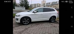 White Volvo XC90 2015 in Vilnius, with an engine capacity of 2.40 L and mileage of 451 thousand km for 13999 €, photo 21 on AUTOMOTO.COM.LV