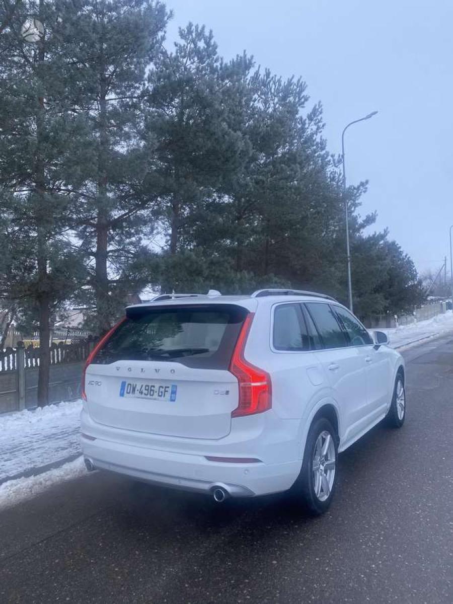 White Volvo XC90 2015 in Taurage, with an engine capacity of 1.97 L and mileage of 236 thousand km for 16400 €, photo 6 on AUTOMOTO.COM.LV