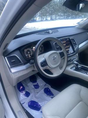 White Volvo XC90 2015 in Taurage, with an engine capacity of 1.97 L and mileage of 236 thousand km for 16400 €, photo 9 on AUTOMOTO.COM.LV