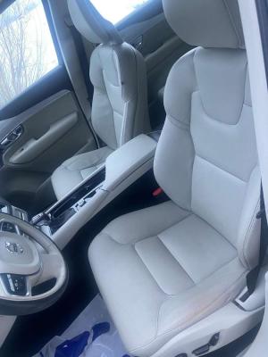 White Volvo XC90 2015 in Taurage, with an engine capacity of 1.97 L and mileage of 236 thousand km for 16400 €, photo 13 on AUTOMOTO.COM.LV