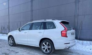 White Volvo XC90 2015 in Vilnius, with an engine capacity of 1.97 L and mileage of 236 thousand km for 16950 €, photo 2 on AUTOMOTO.COM.LV