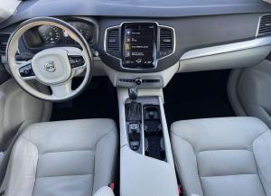White Volvo XC90 2015 in Vilnius, with an engine capacity of 1.97 L and mileage of 236 thousand km for 16950 €, photo 6 on AUTOMOTO.COM.LV