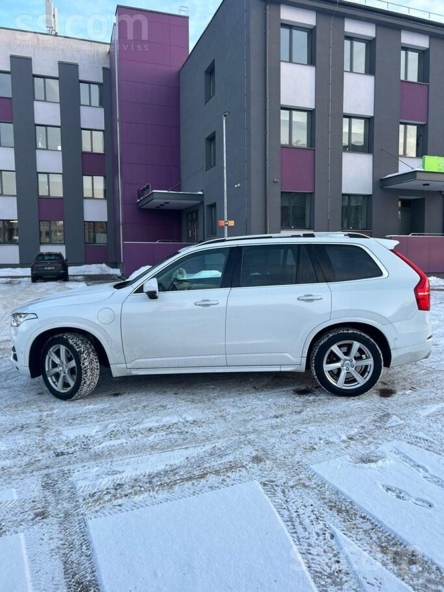 Balts Volvo XC90 2015 Rīga, ar dzinēja tilpumu 2.00 L un nobraukumu 261 tūkst. km par 22000 €, foto 3 vietnē AUTOMOTO.COM.LV