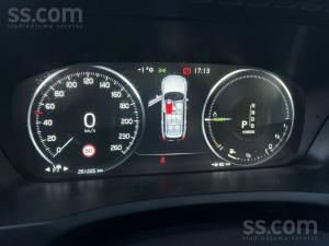 Balts Volvo XC90 2015 Rīga, ar dzinēja tilpumu 2.00 L un nobraukumu 261 tūkst. km par 22000 €, foto 7 vietnē AUTOMOTO.COM.LV