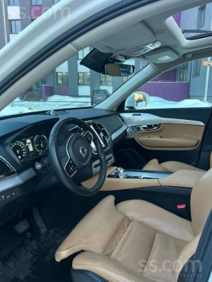 Balts Volvo XC90 2015 Rīga, ar dzinēja tilpumu 2.00 L un nobraukumu 261 tūkst. km par 22000 €, foto 8 vietnē AUTOMOTO.COM.LV