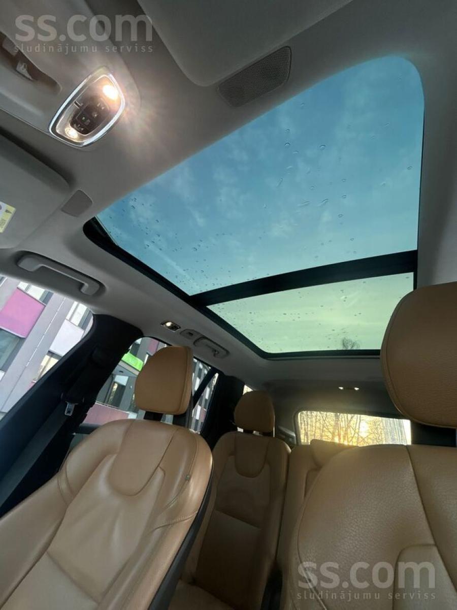 Balts Volvo XC90 2015 Rīga, ar dzinēja tilpumu 2.00 L un nobraukumu 261 tūkst. km par 22000 €, foto 10 vietnē AUTOMOTO.COM.LV