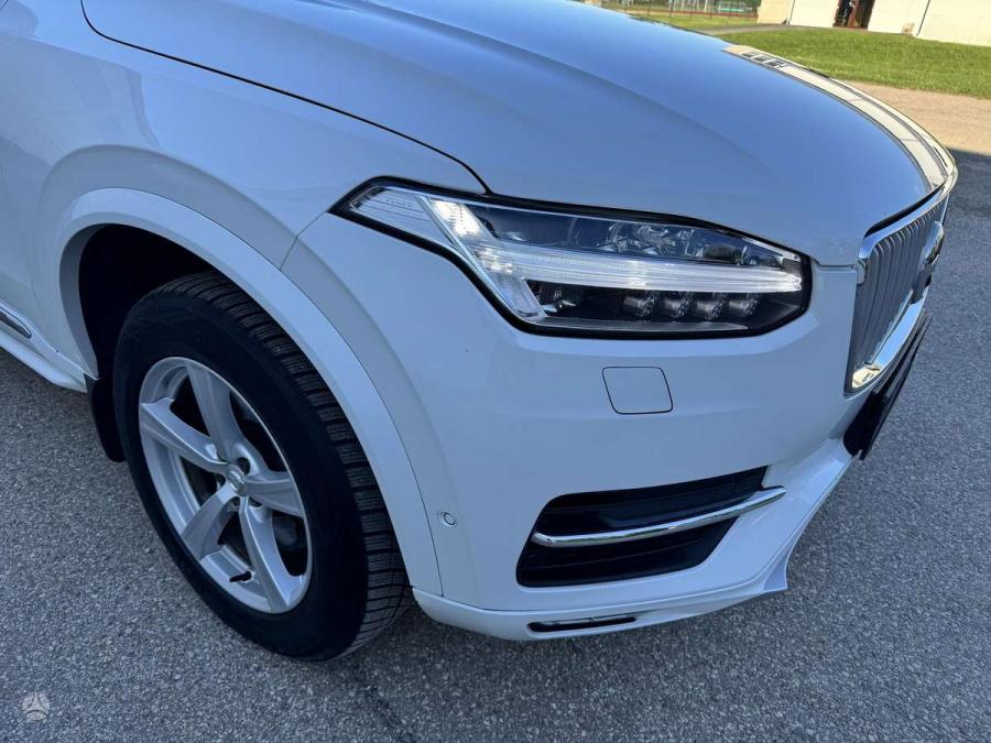 Balts Volvo XC90 2015 Prienai, ar dzinēja tilpumu 1.97 L un nobraukumu 260 tūkst. km par 18600 €, foto 38 vietnē AUTOMOTO.COM.LV