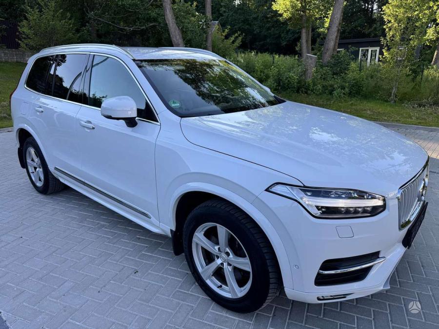 Balts Volvo XC90 2015 Prienai, ar dzinēja tilpumu 1.97 L un nobraukumu 260 tūkst. km par 18600 €, foto 1 vietnē AUTOMOTO.COM.LV